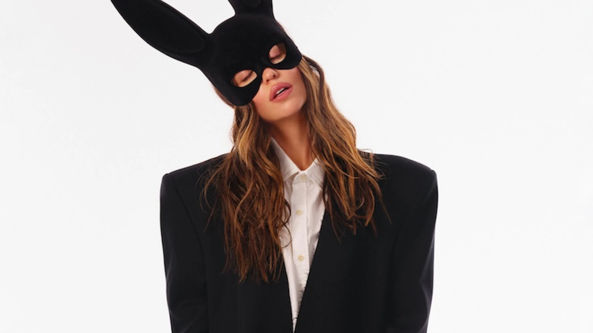 DOROFEEVA презентувала новий трек та стала амбасадоркою глобального та українського плейлистів ...